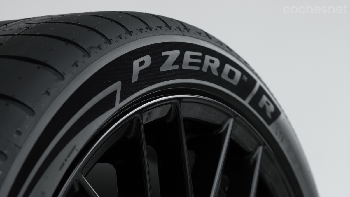 El Pirelli P Zero R es un nuevo neumático deportivo para turismos y SUV | Noticias coches.net
