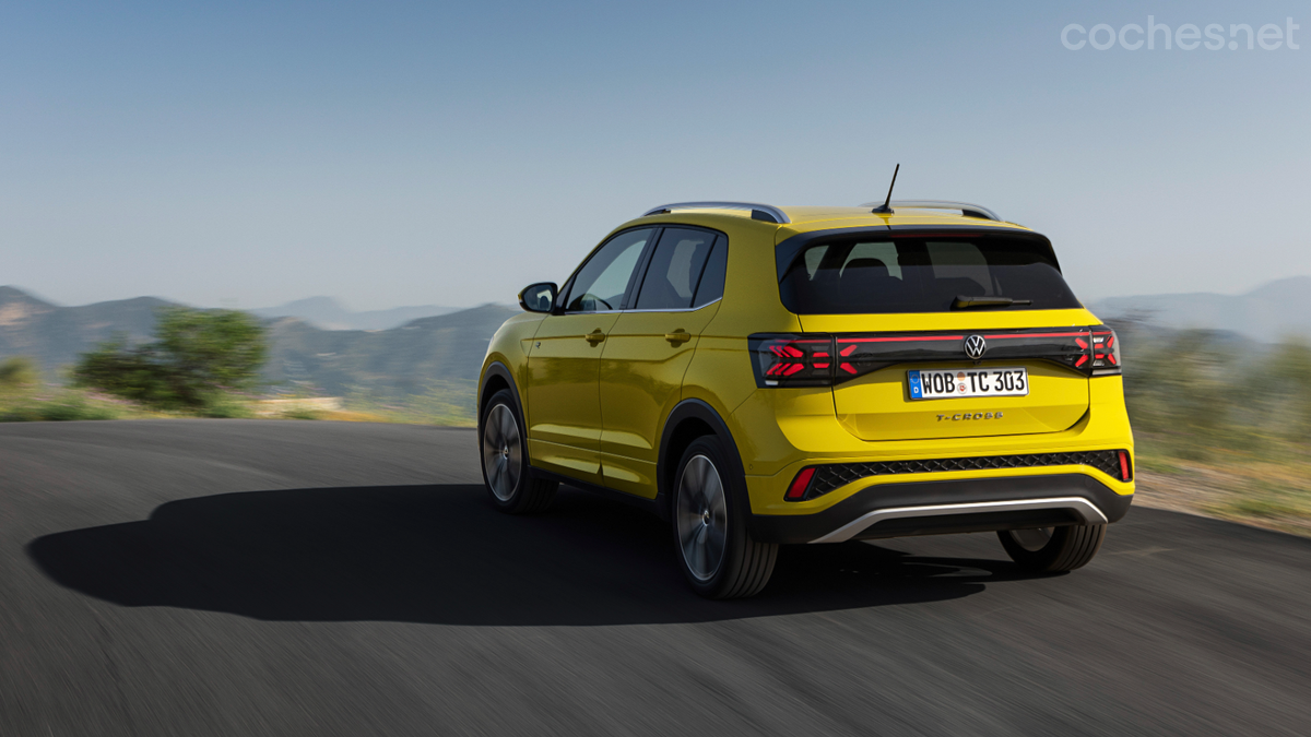Volkswagen T-Cross o T-Roc: ¿Cuál interesa más? | Noticias coches.net