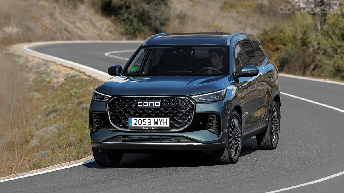 Ebro s800: Con siete plazas y motor gasolina desde 36.990 € | Noticias coches.net