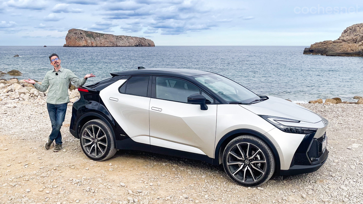 En vídeo: Probamos el nuevo Toyota C-HR 2024 | Noticias coches.net