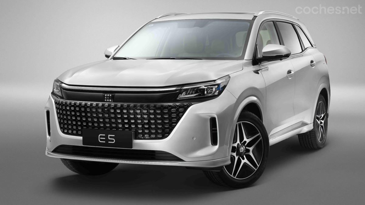 DFSK E5: Híbrido enchufable con 7 plazas | Noticias coches.net