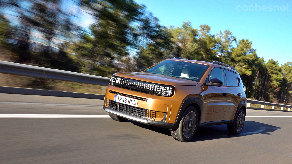 Seat Ibiza vs Fiat Grande Panda: Comparativa en vídeo | Noticias coches.net