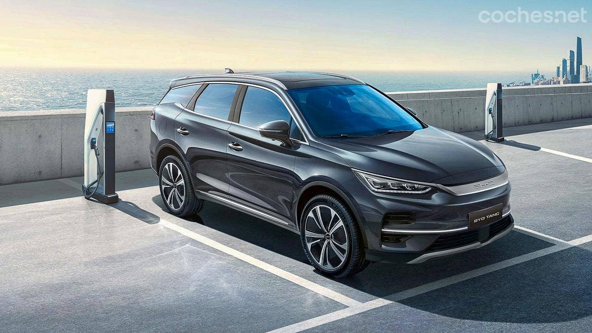 7 coches de 7 plazas con gran maletero de 2026 | Noticias coches.net