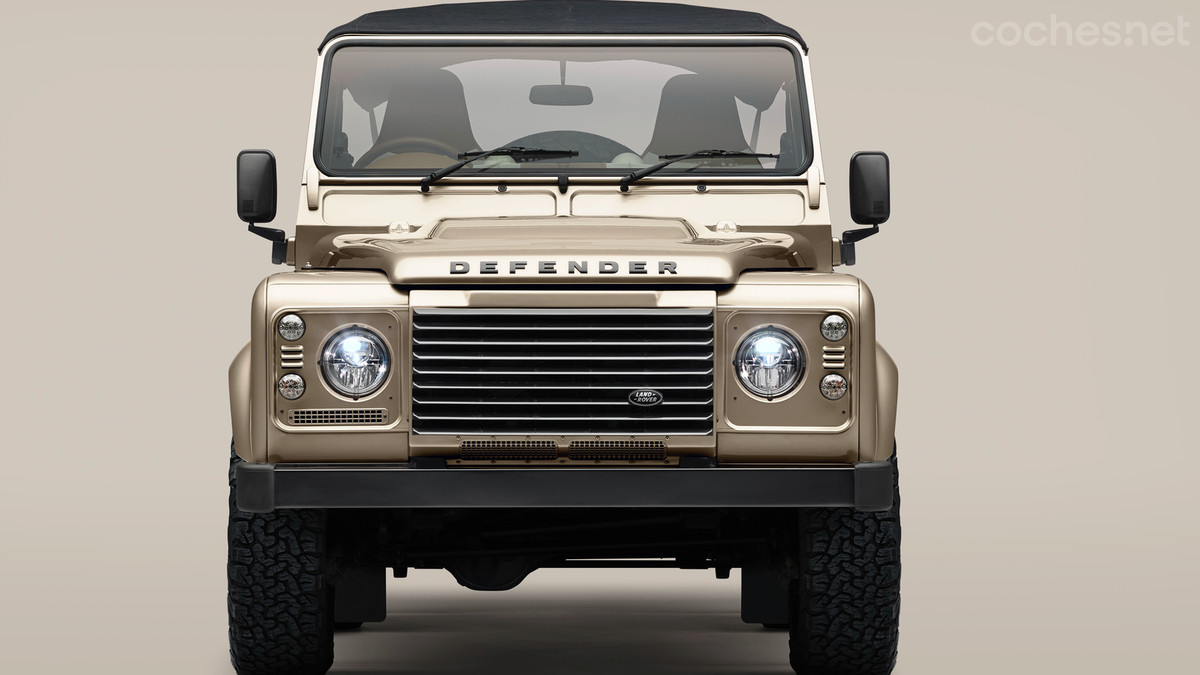 Land Rover revive el Classic Defender V8 Soft Top | Noticias coches.net